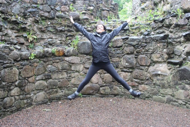 A WEEKEND IN FORT WILLIAM - The Girl In The Tartan Scarf